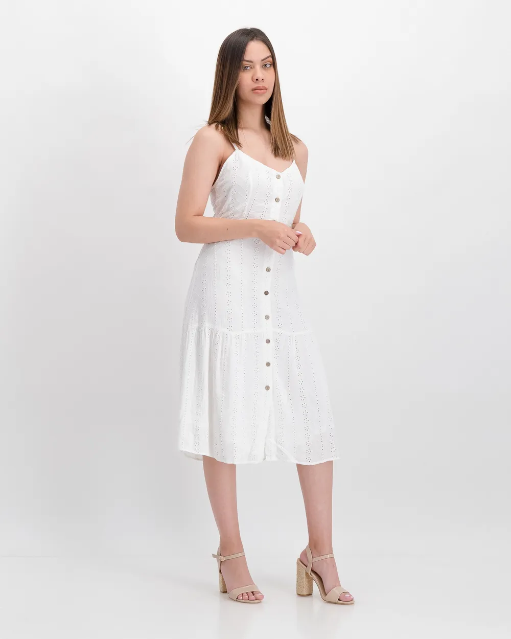 Look of the week: A simple white dress is a summer must-have
