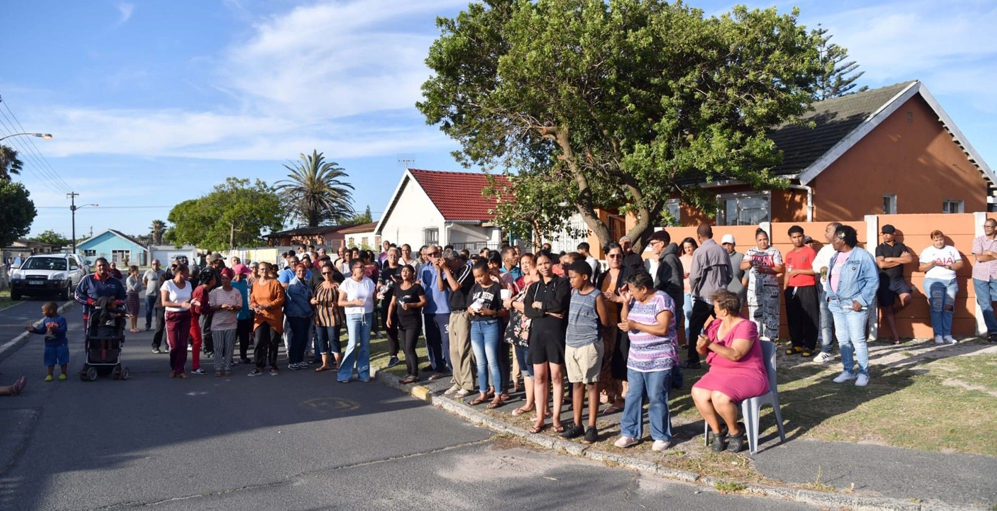 Night of the dead: Bishop Lavis mense hold a vigil for victims of ...