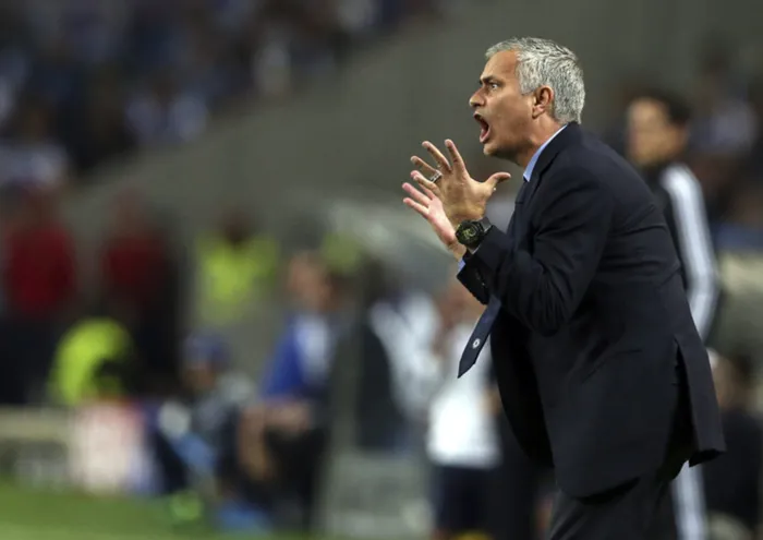 Jose setting a bad example - Cruyff