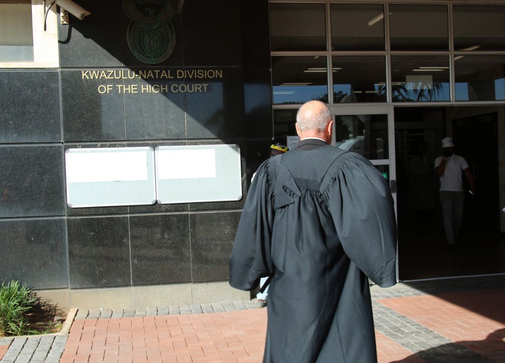 Accused in Durban metro police murder case faces legal representation ...