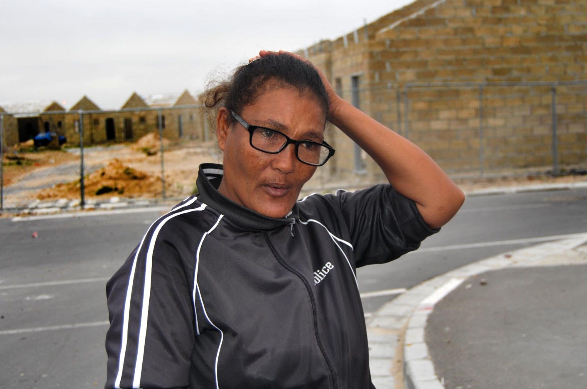 Juanita nails neighbour