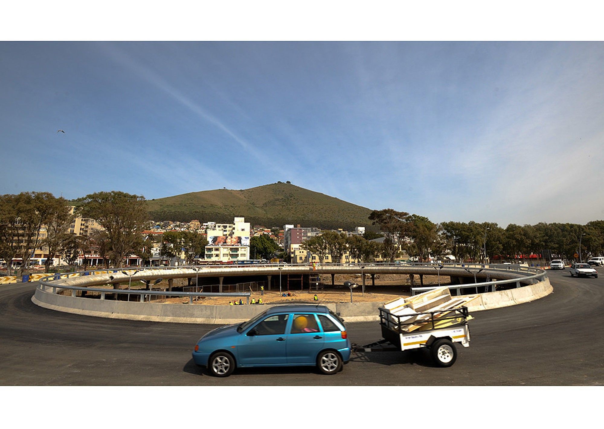 Traffic circles - What are the rules?