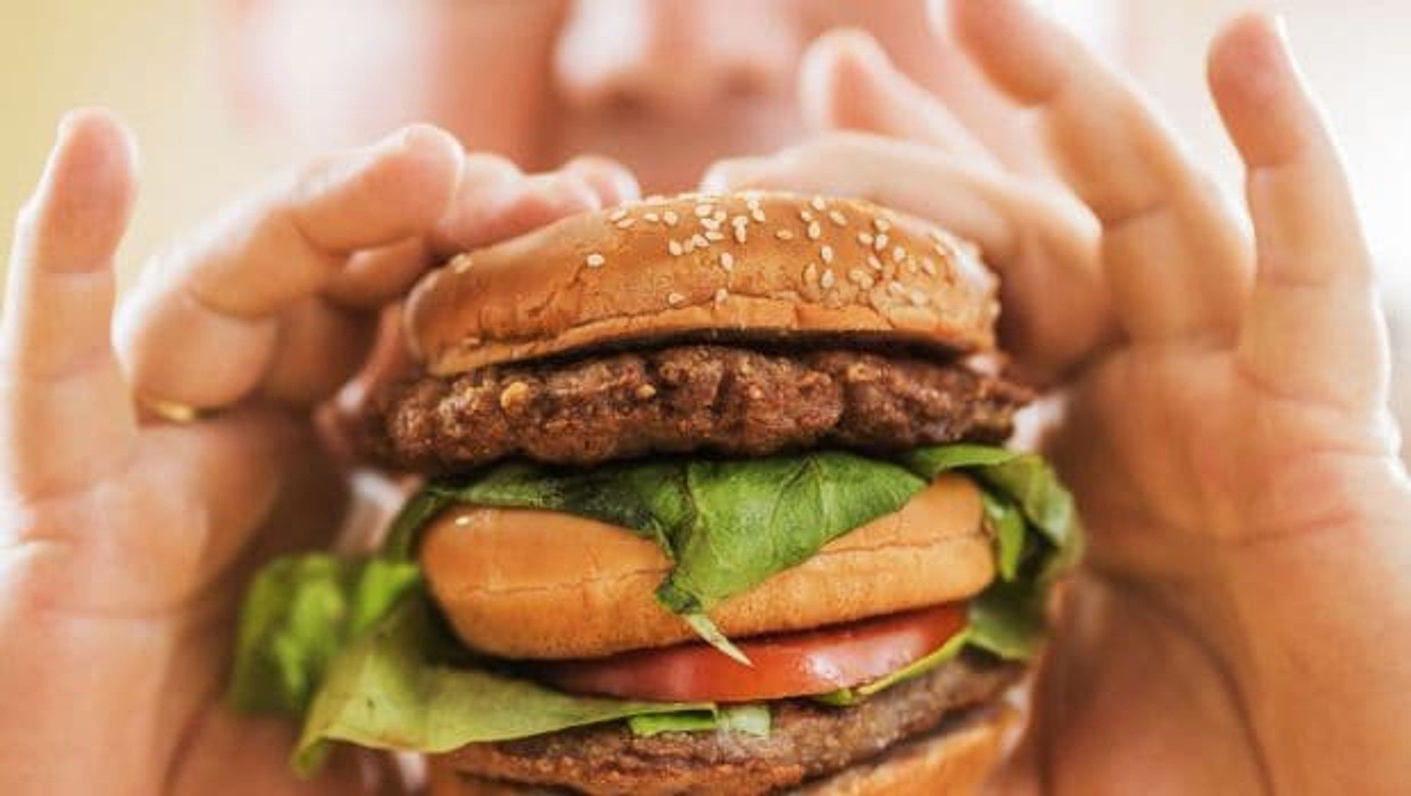 4 ways to control your eating during lockdown