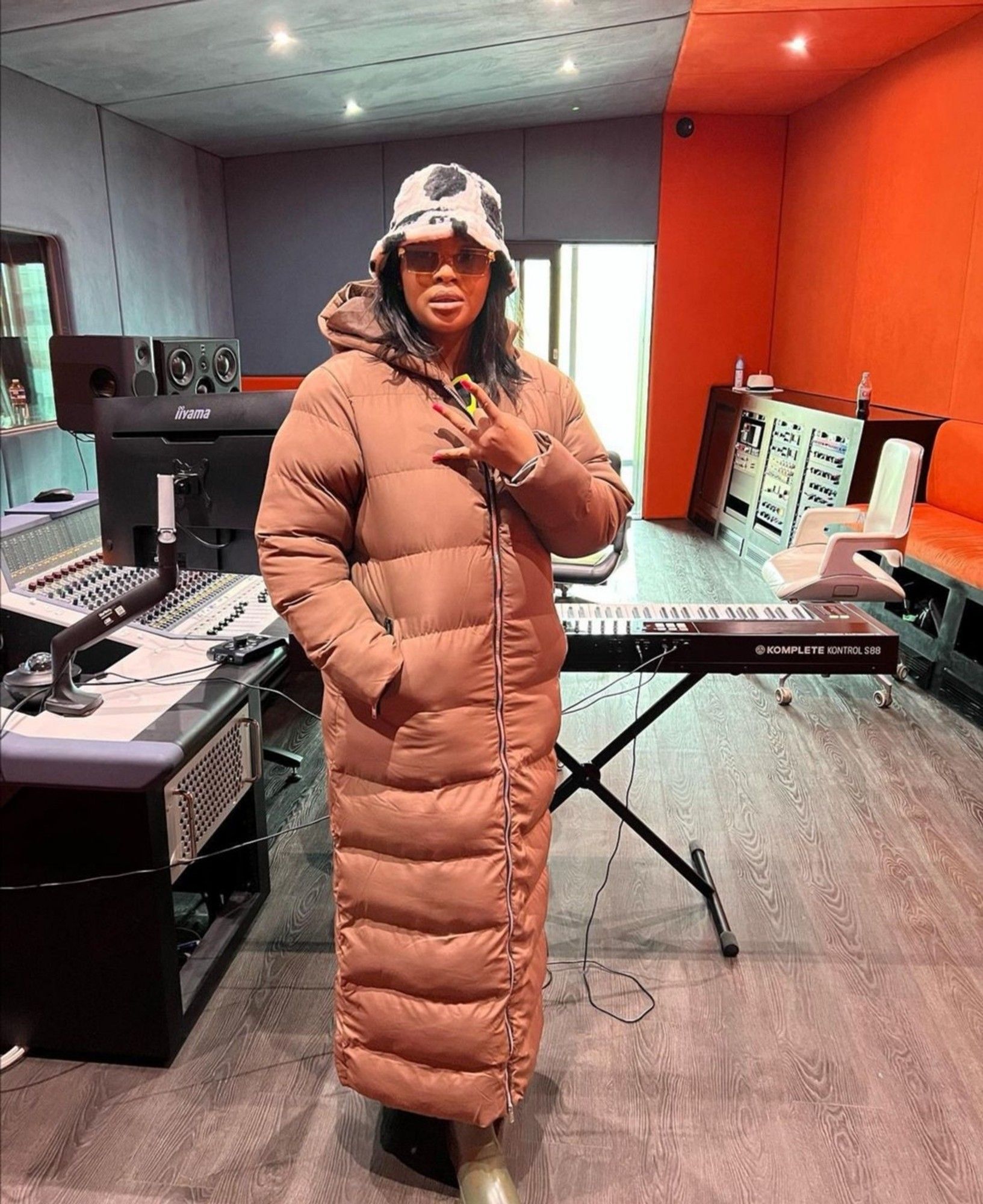 LOOK: Lady Du's dad 'apologises’ after viral video rant