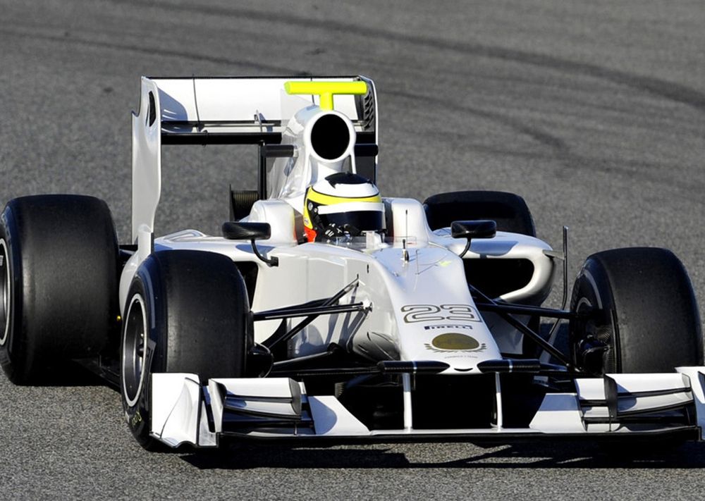 HRT fails Formula One crash tests