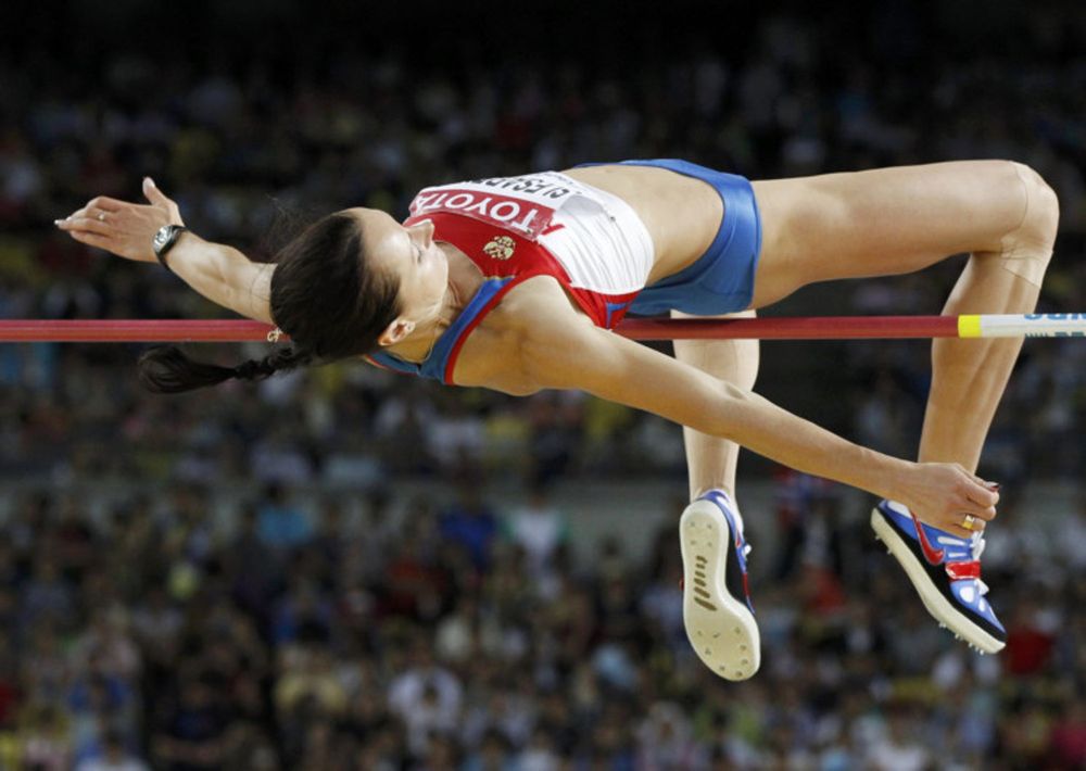 Chicherova clinches high jump title