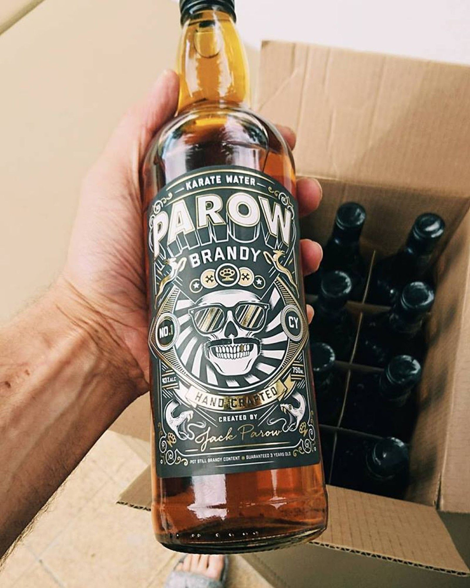 Hey okes, Jack Parow launches own brandy
