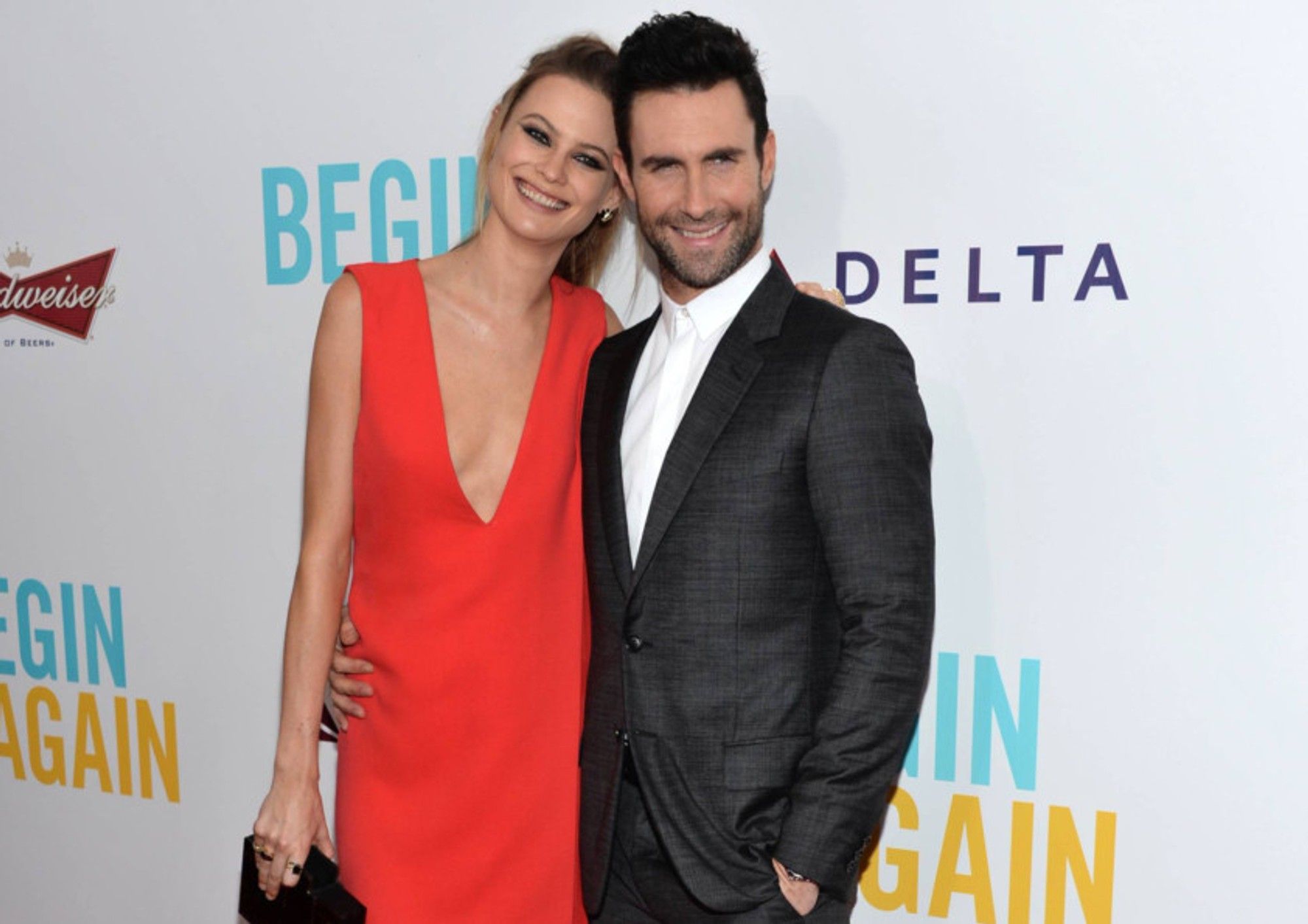 Levine joined by wife at his first live show since cheating scandal