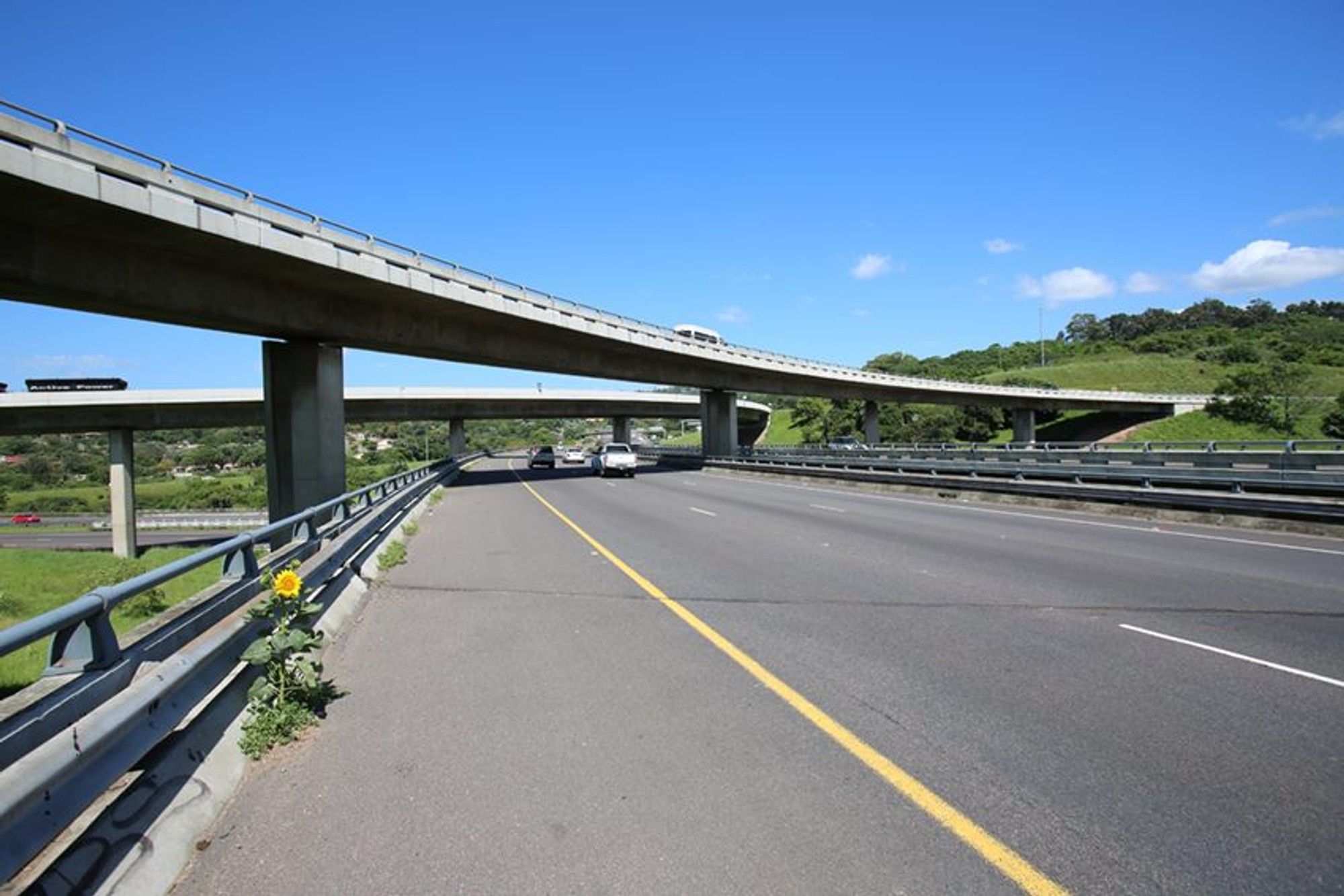 Sanral announces new dates for temporary pedestrian bridge installation ...