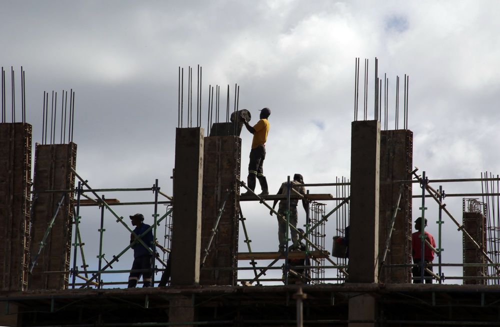 Lt-Gen Mkhwanazi relied on to nab a construction mafia gang that held ...