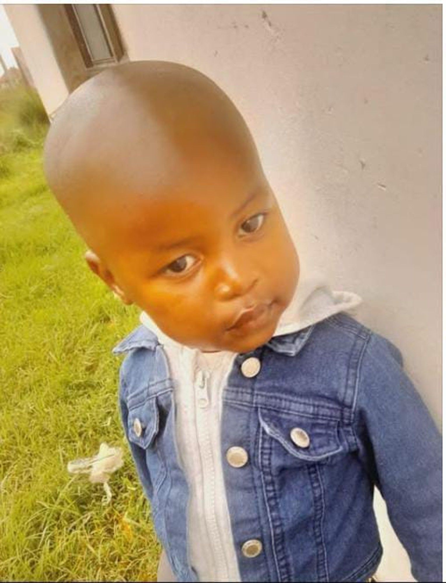 Kukhangelwa inkwenkwana elahlekileyo eNgqeleni