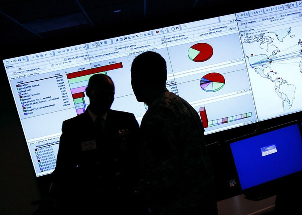 US shops warned about data hacking