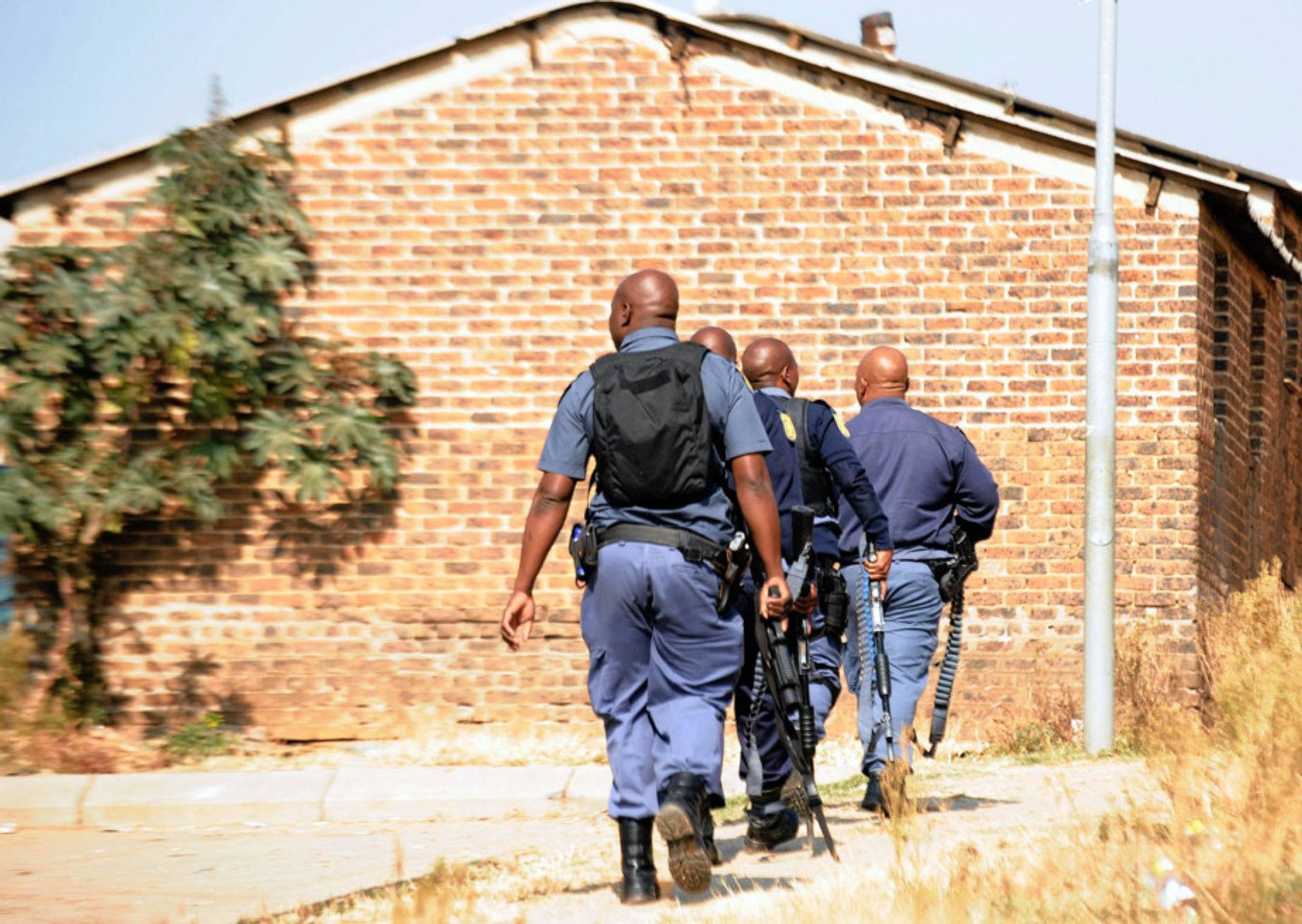‘It’s KZN gangs fighting in Gauteng’ — Cops raid Ehlanzeni hostel in ...