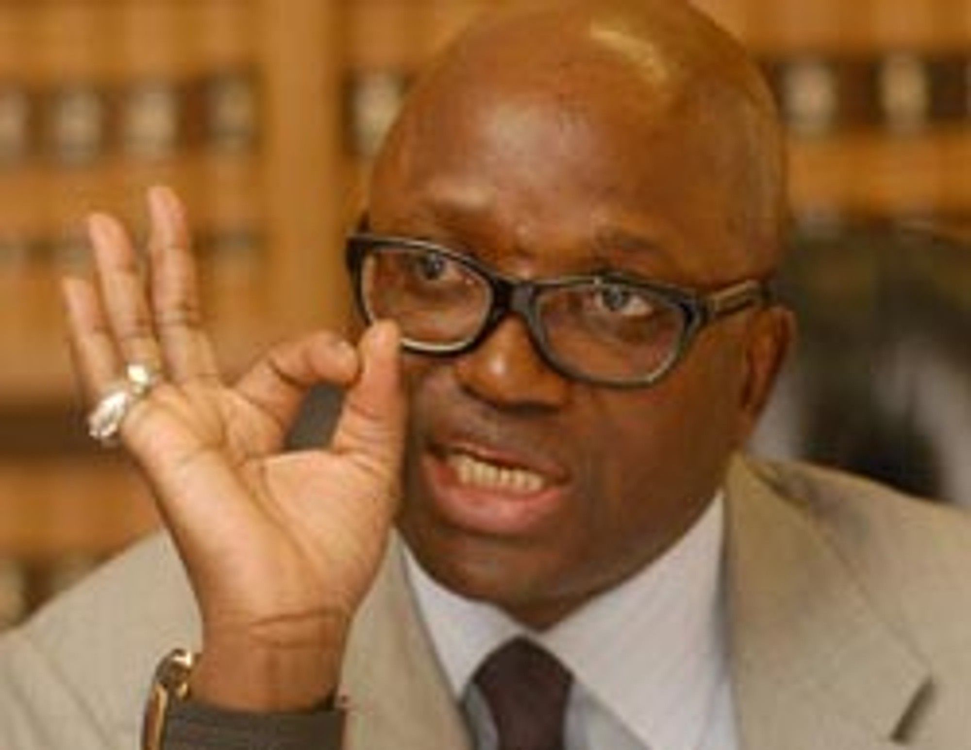 Advocate challenges bid to have him struck off roll