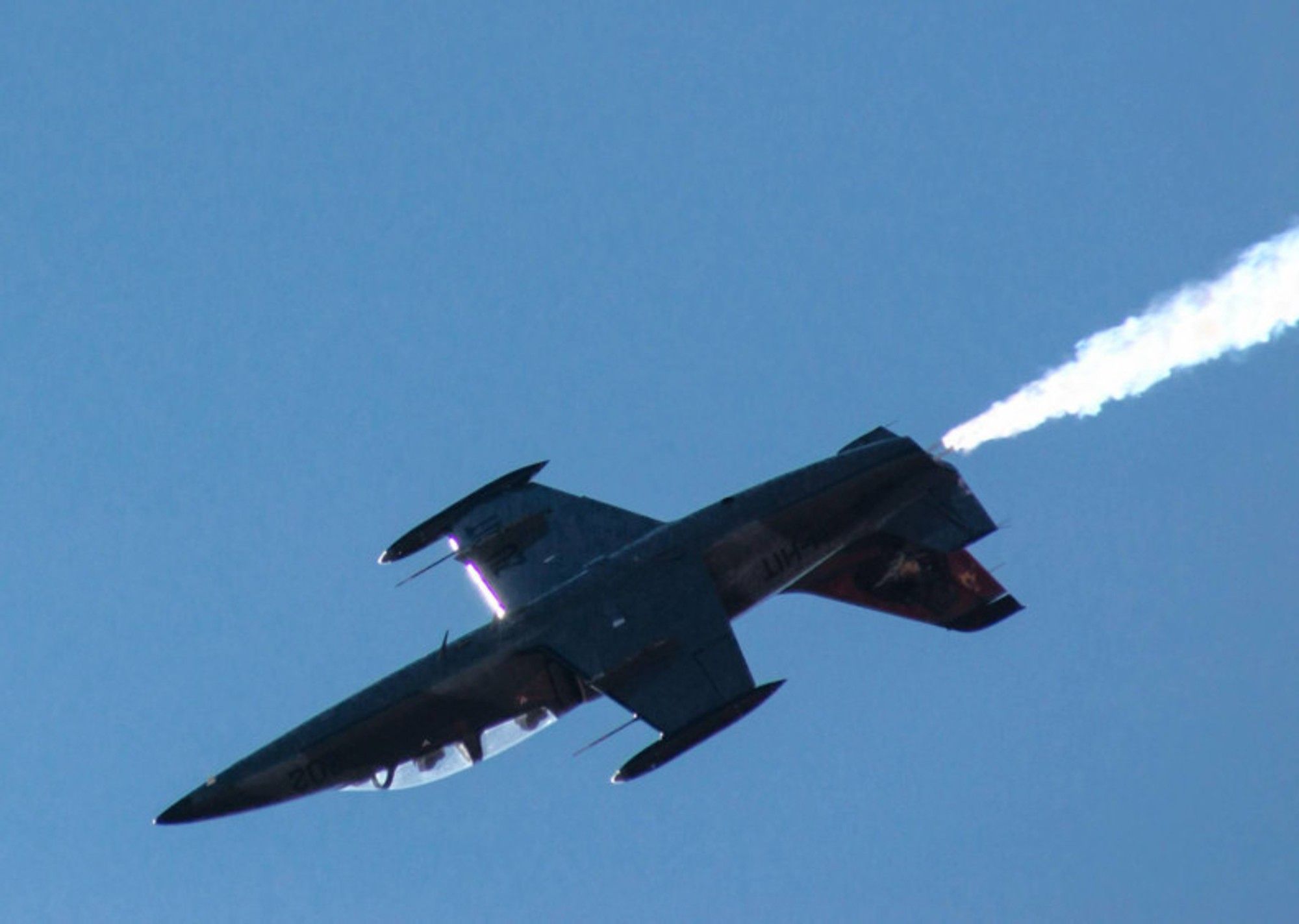 Flamboyant Italian’s fiery end at air show