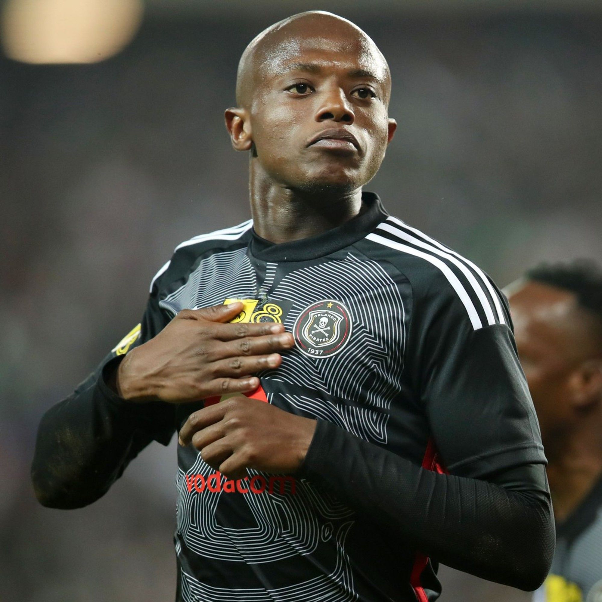 Sekusezandleni zikaLepasa ukukhipha amangwevu: Sikhosana