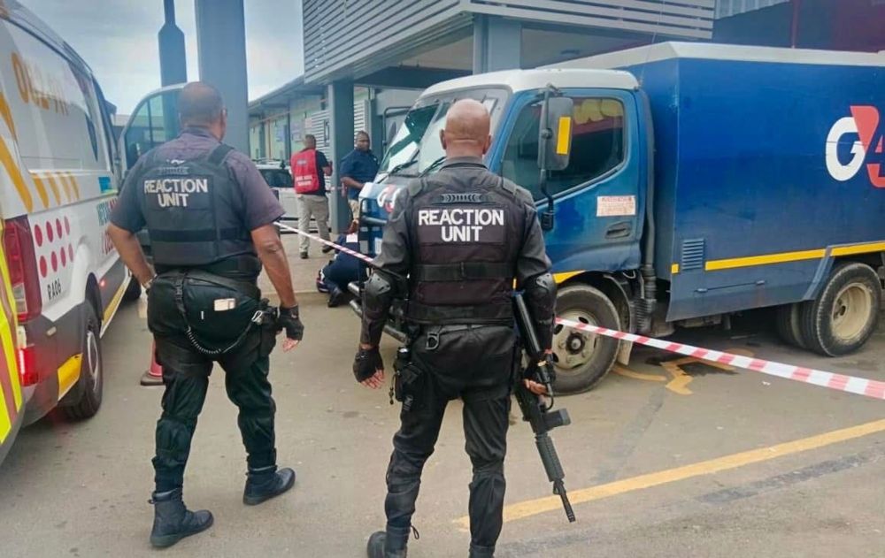 Hawks investigate Durban cash-in-transit heist attempt that left guard ...