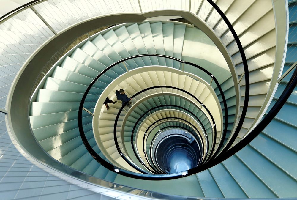 World Heart Day: How walking 5 flights of stairs can reduce risk of ...