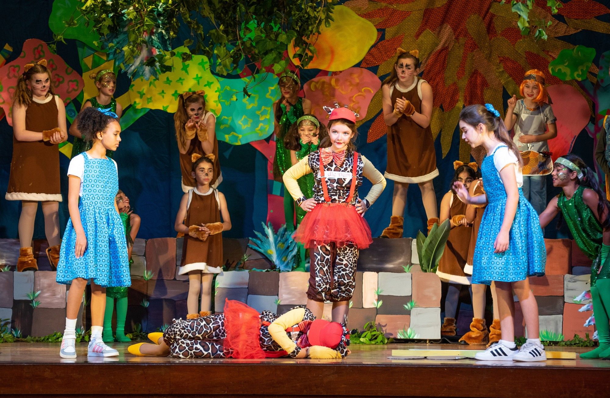 Rusty Bugs star in school film