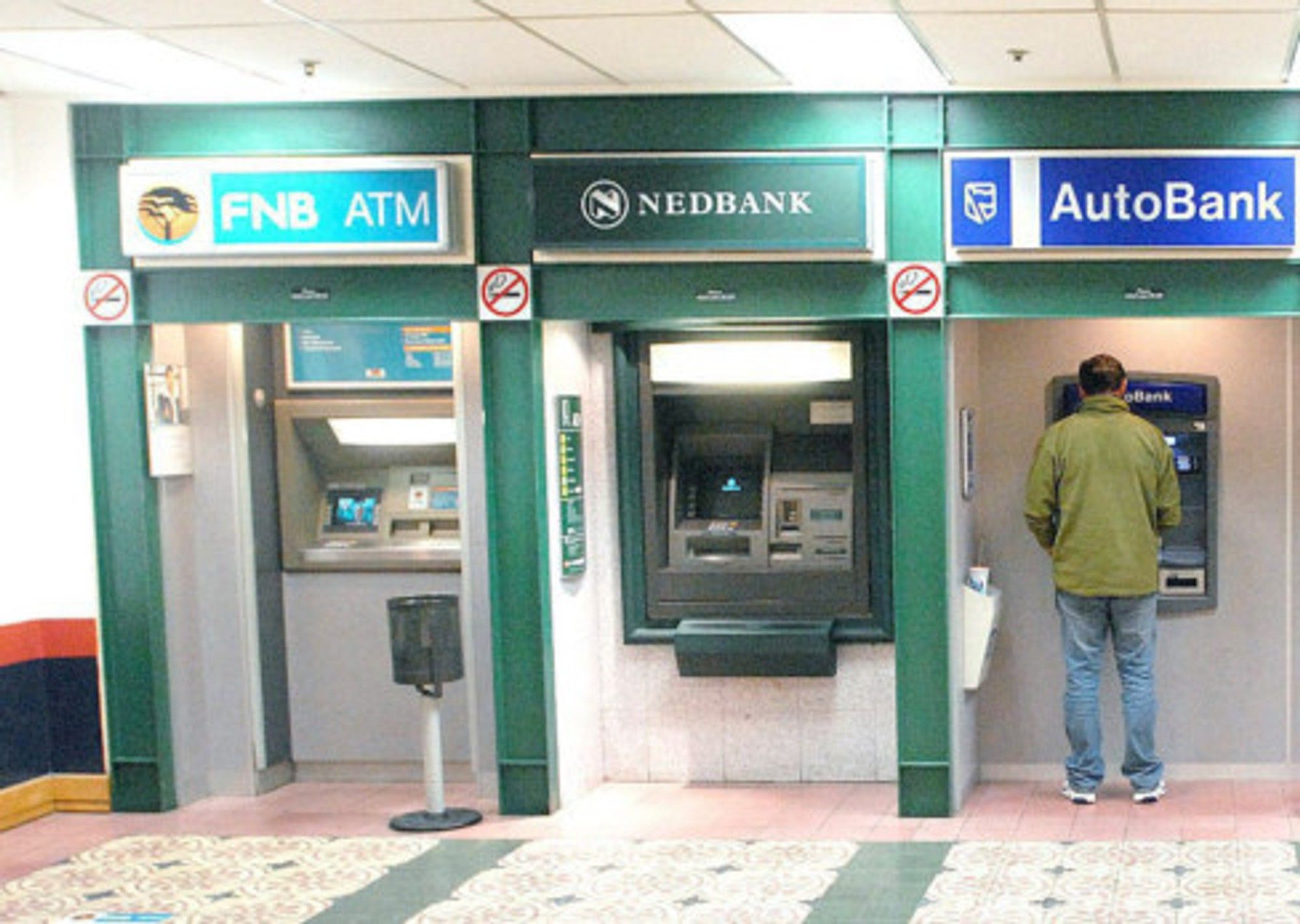 Economy flat but positive: Bankserv