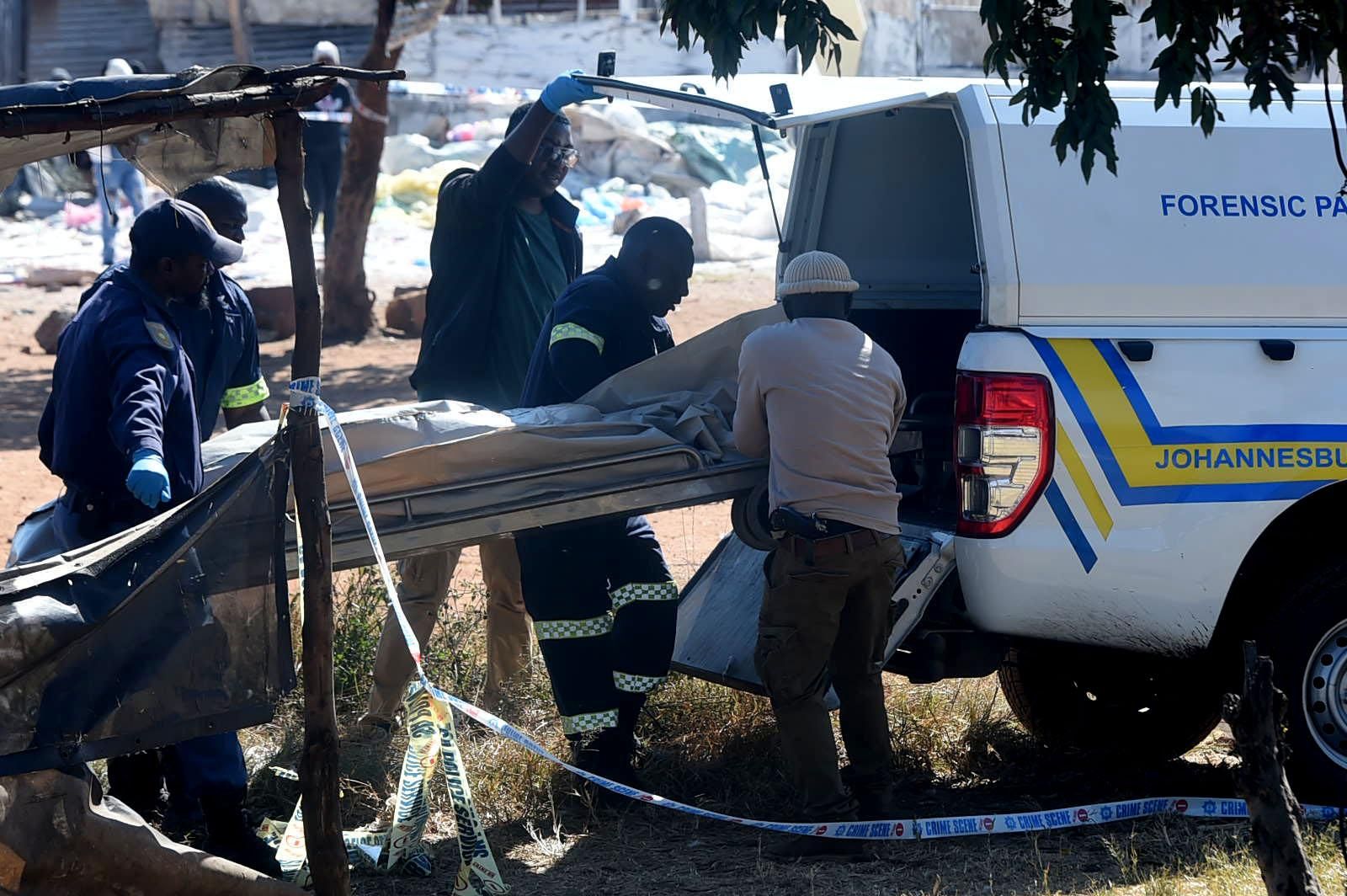 Ubuhlungu obuphindiwe umndeni 'unyukunywa' yinduna ushonelwe