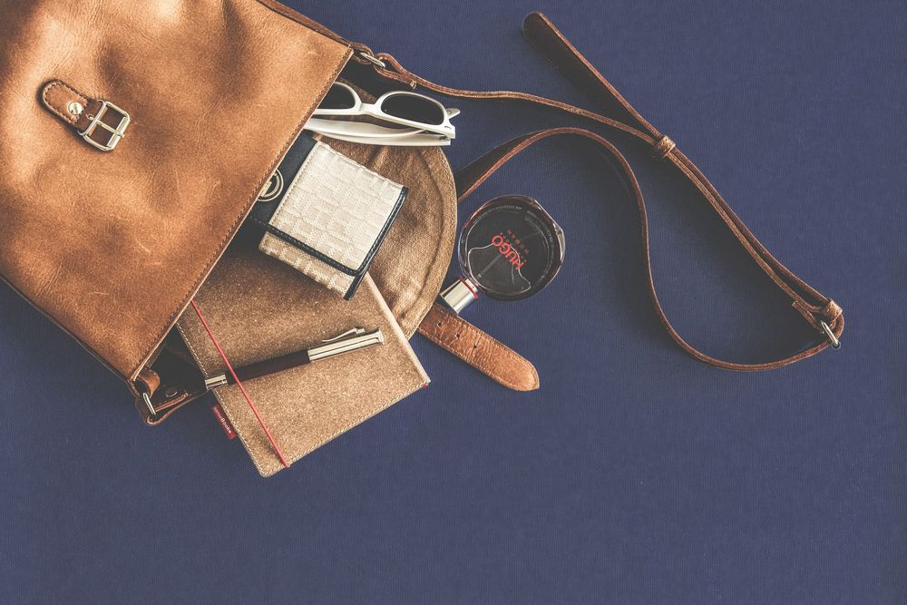 5 handbag essentials to carry during the pandemic