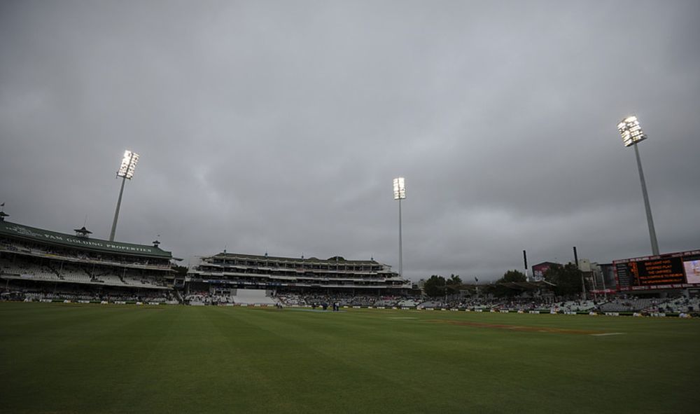 Rain, bad light ends Proteas charge