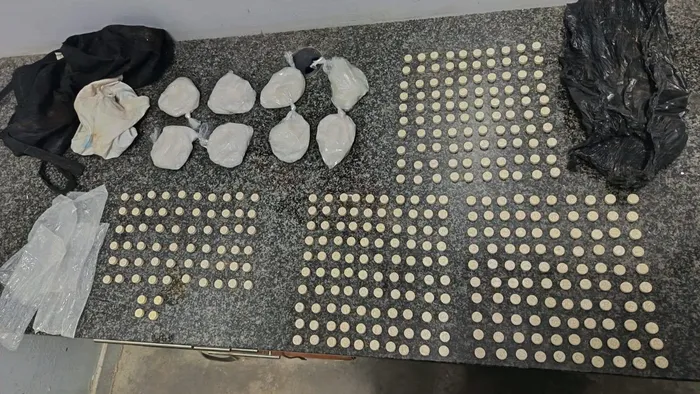 Drugs worth nearly R300,000 seized in Keimoes, two suspects arrested