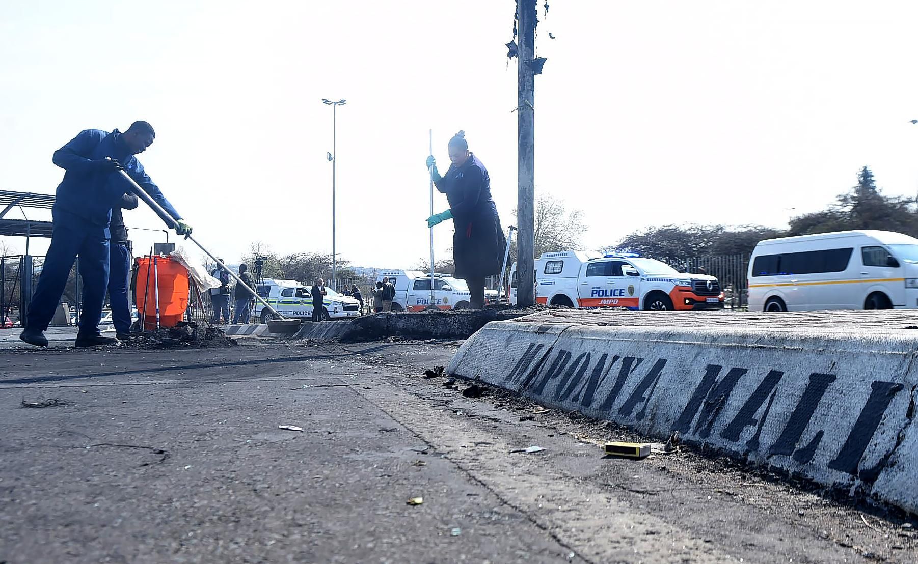 MEC returns to Maponya Mall as Soweto seeks lasting calm