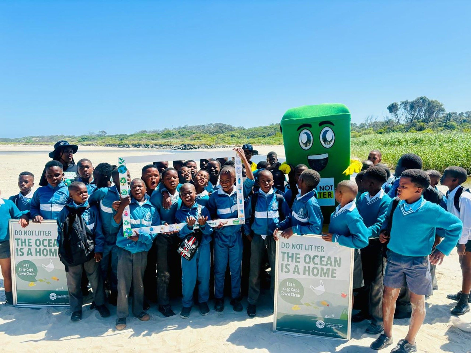 Pupils learn about nature and marine conservation