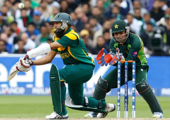 Hashim shines for Proteas
