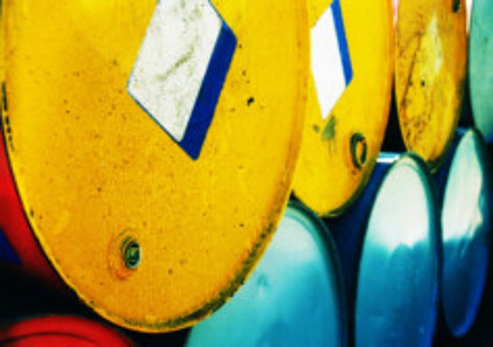 Oil rises in Asian trade