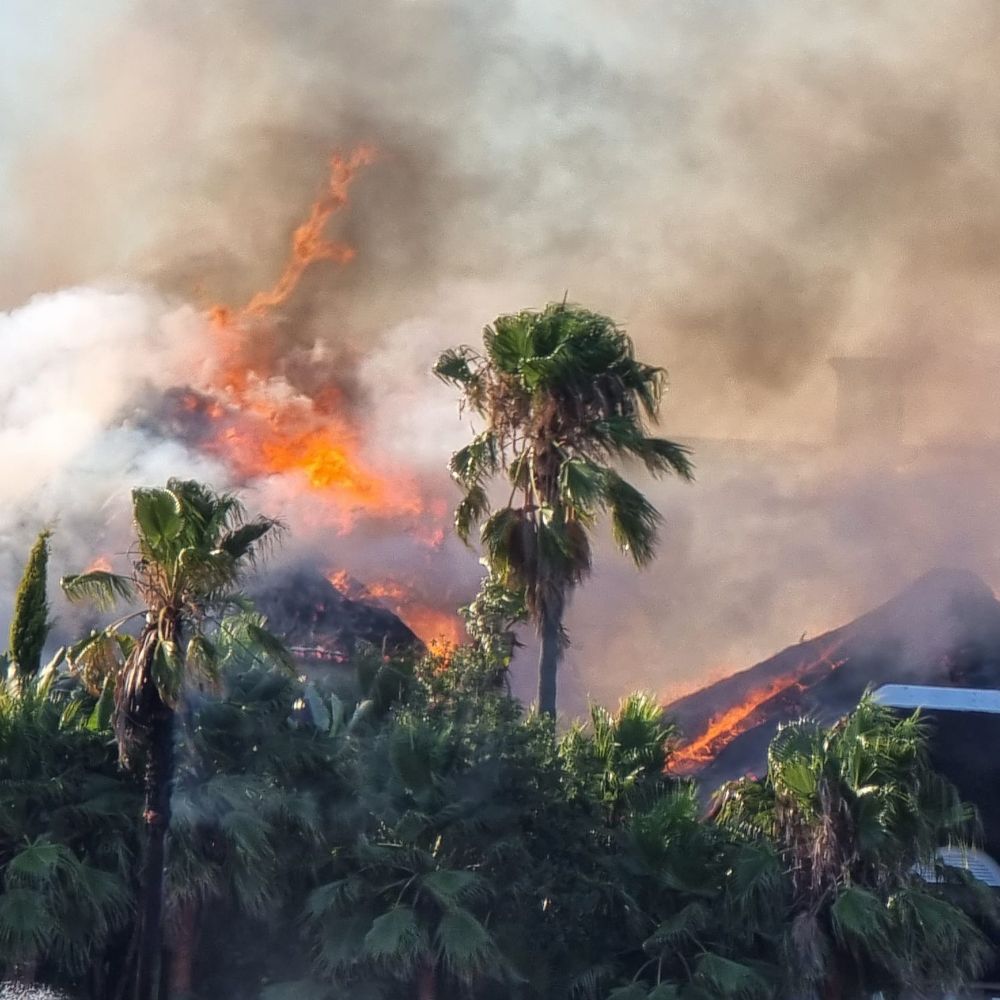 Mop-up operations under way at fire-razed Shelley Point Hotel