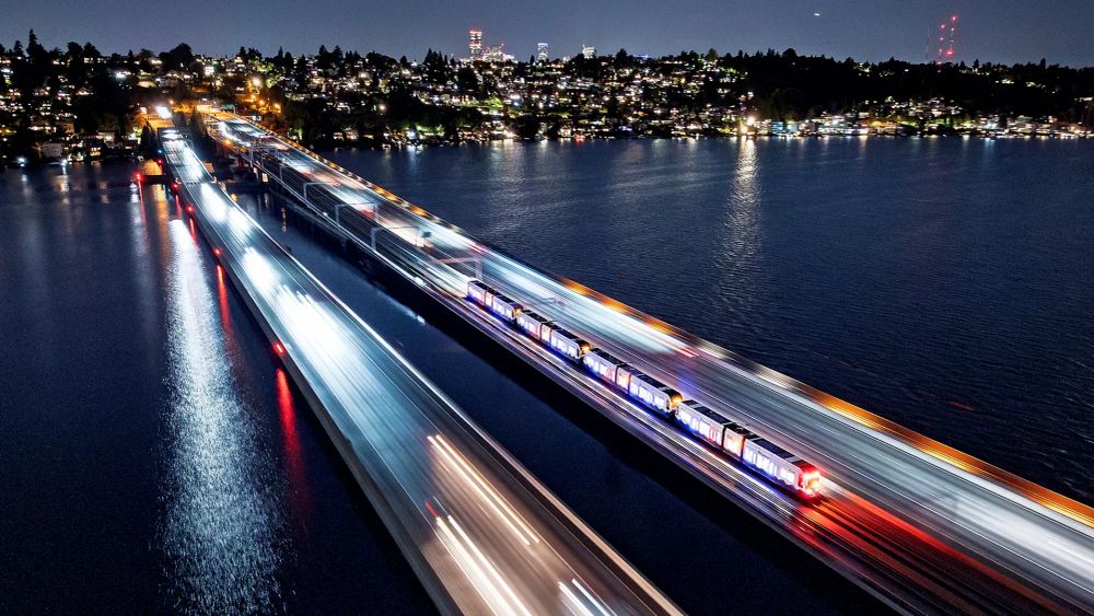 Seattle launches the world’s first light rail on a floating bridge