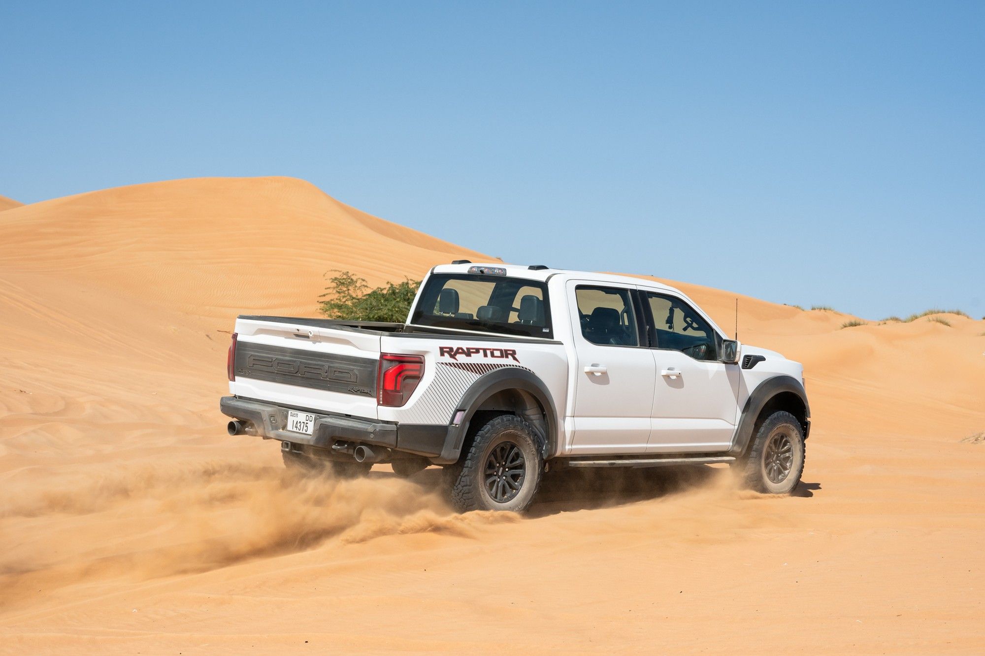 Ford F150 Raptor: conquers Dubai’s deserts with an interior size to ...