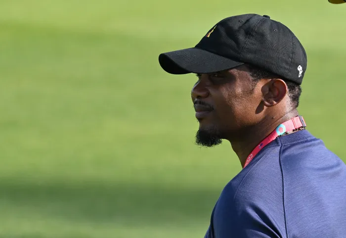WATCH: Cameroon icon Samuel Eto'o knees blogger in viral World Cup video