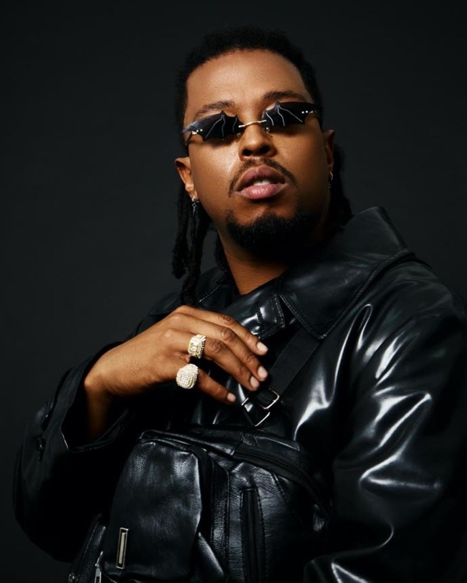 Anatii is back like he never left