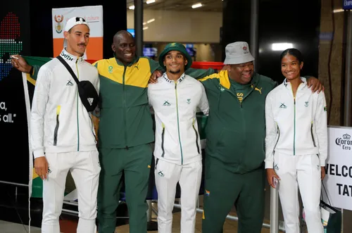 Heroes’ welcome: Olympic winners hailed on return