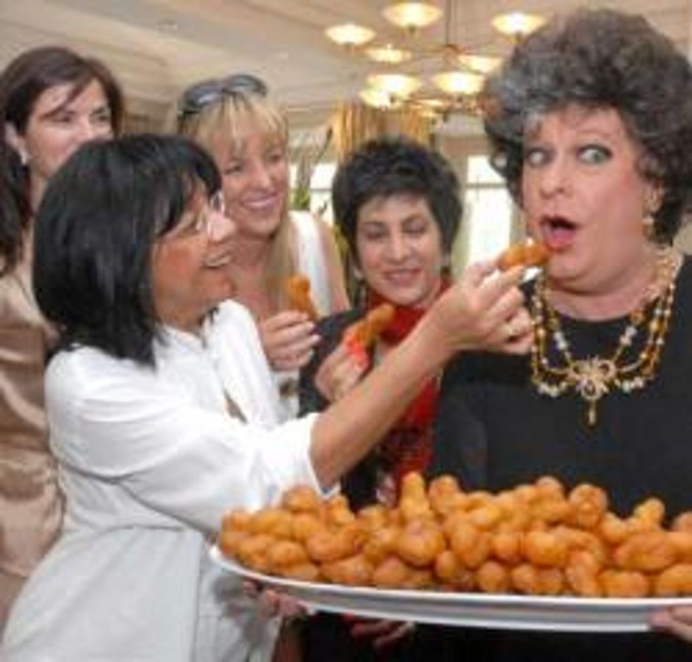 Evita cooks up a storm with 'Kitchen Kabinet'