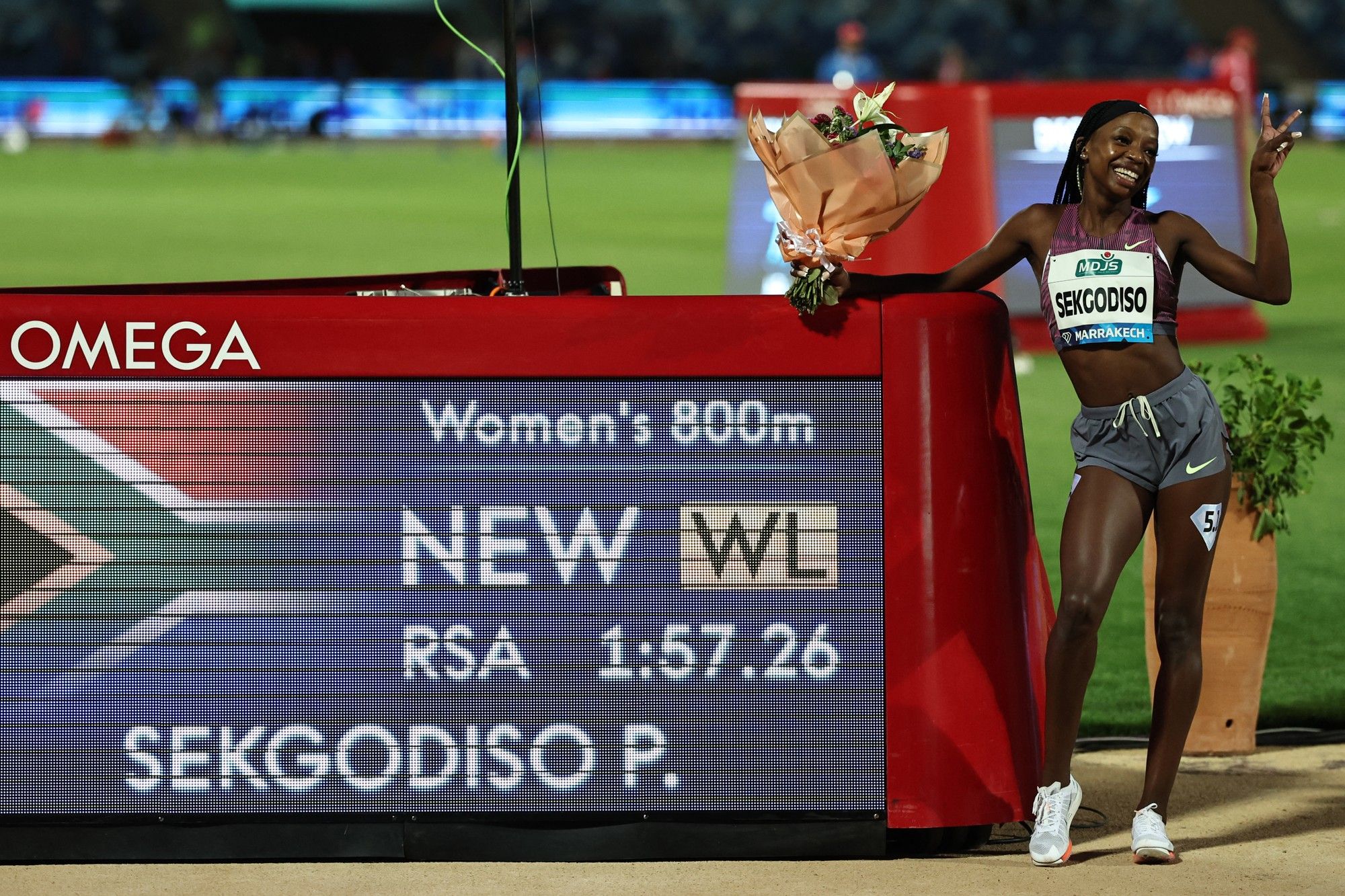 Prudence Sekgodiso looks ready to take 800m baton from Caster Semenya