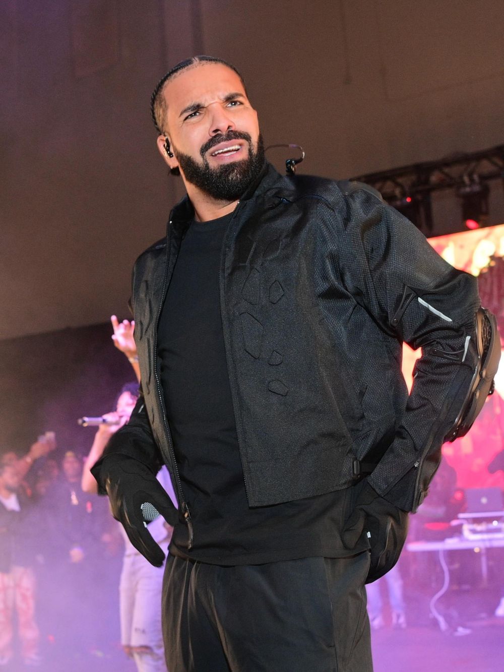 'He lost a rap battle that he provoked': Drake's record label seek to ...