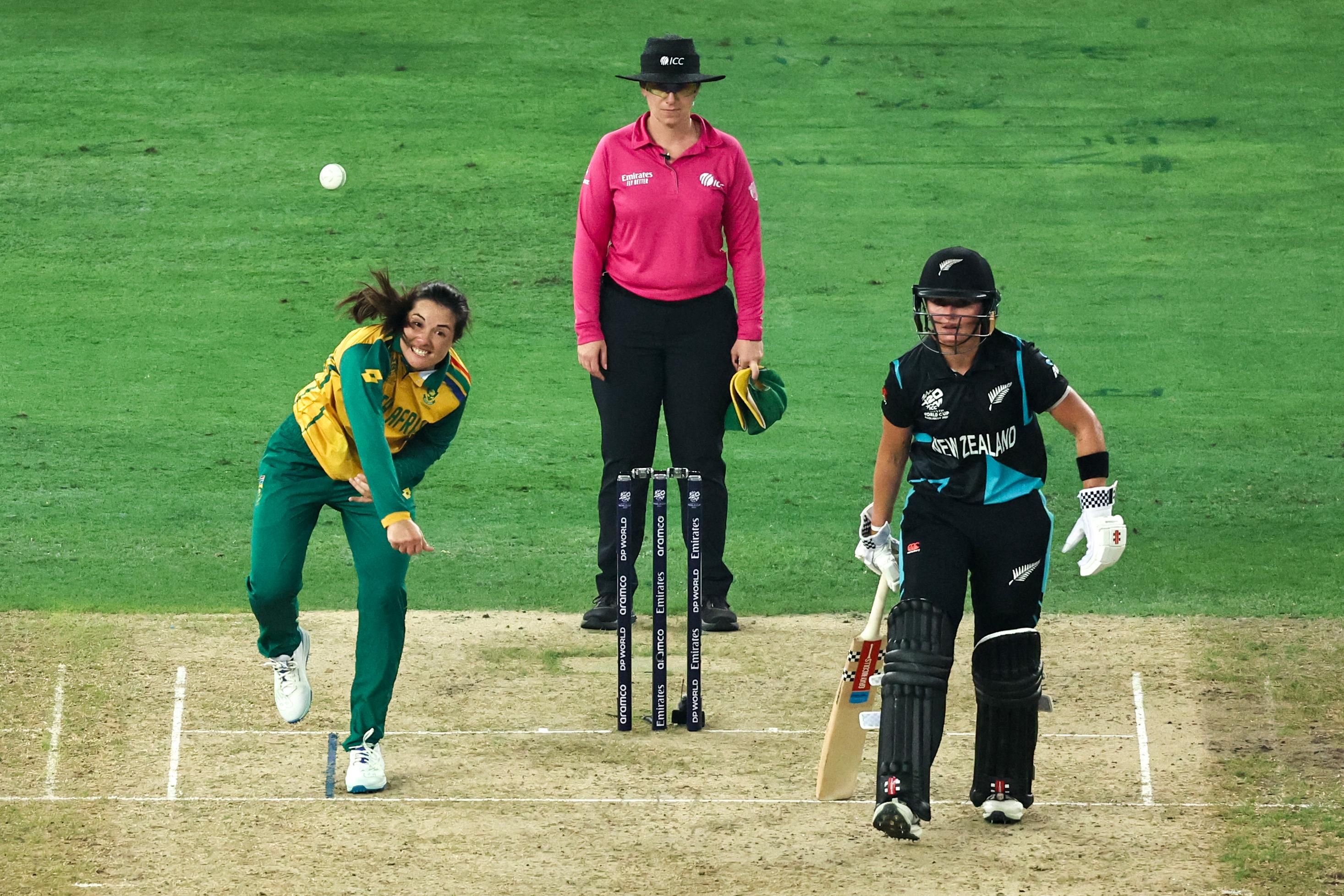 Sune Luus reveals the Proteas batsman who inspired her spin bowling journey