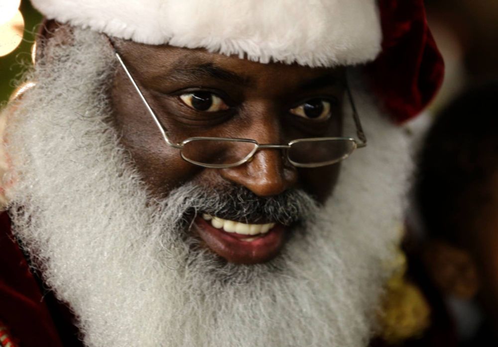 In diverse US, Santa Claus has many faces, races