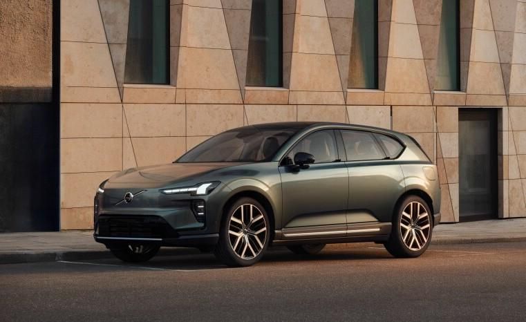 Ilindeleke eNingizimu Afrika ngasekupheleni konyaka iVolvo EX60 entsha