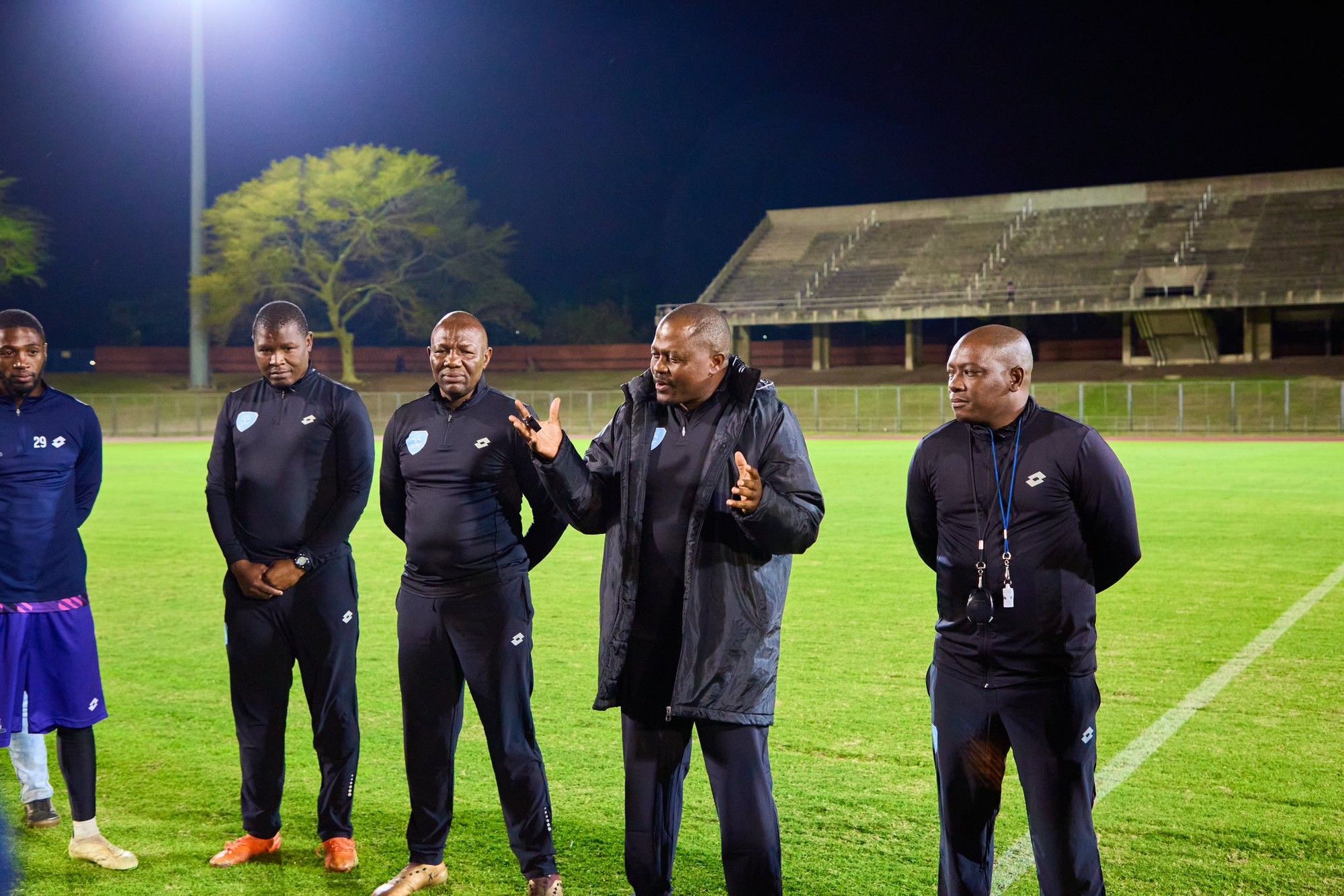 Ufana nowamagqubu oweCity neSpurs