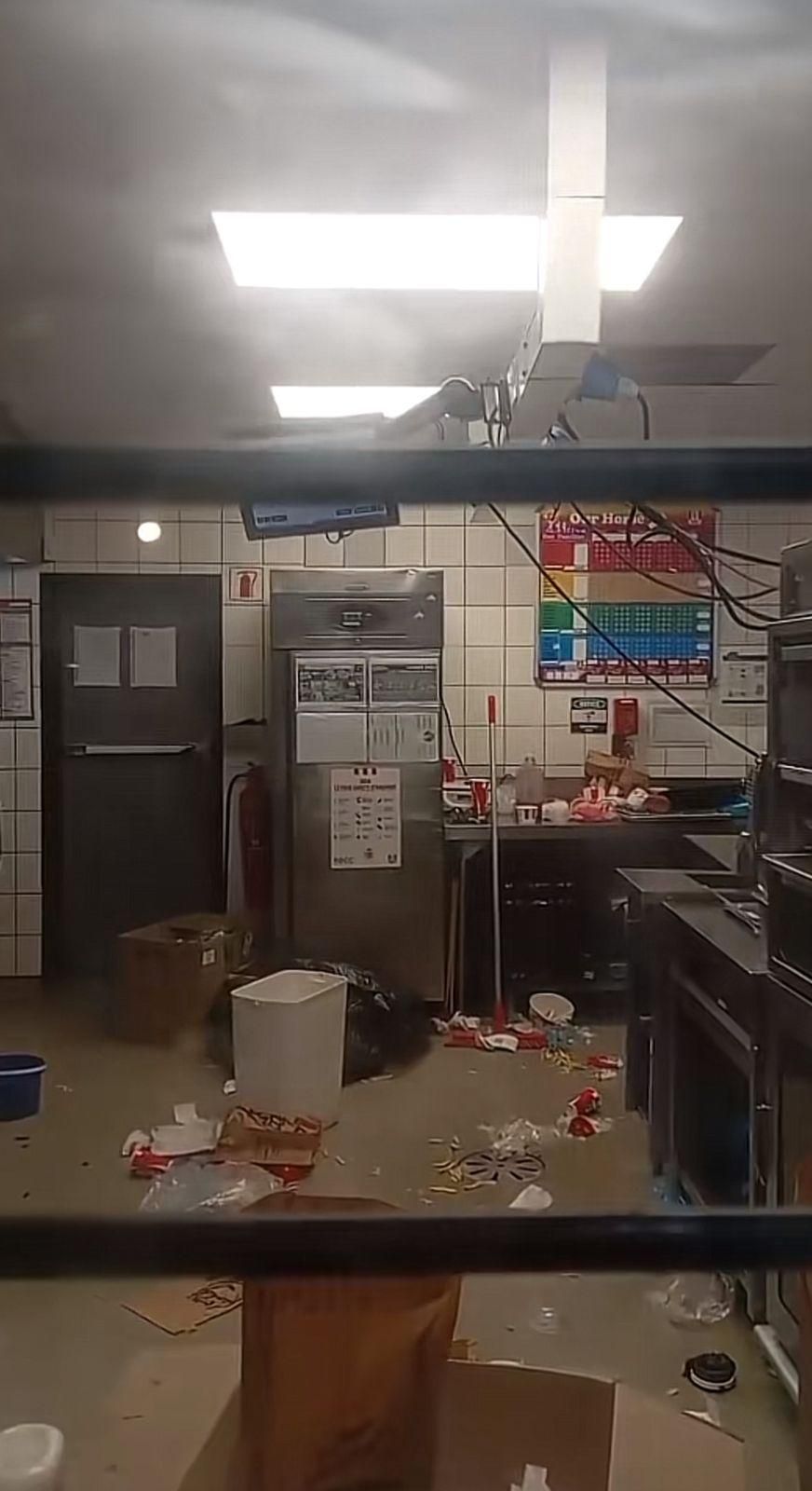 Yoh! KFC Belhar under fire for hygiene issues that are not so finger ...