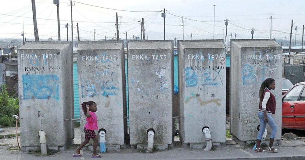 Bucket toilets still used in 4% of Cape households