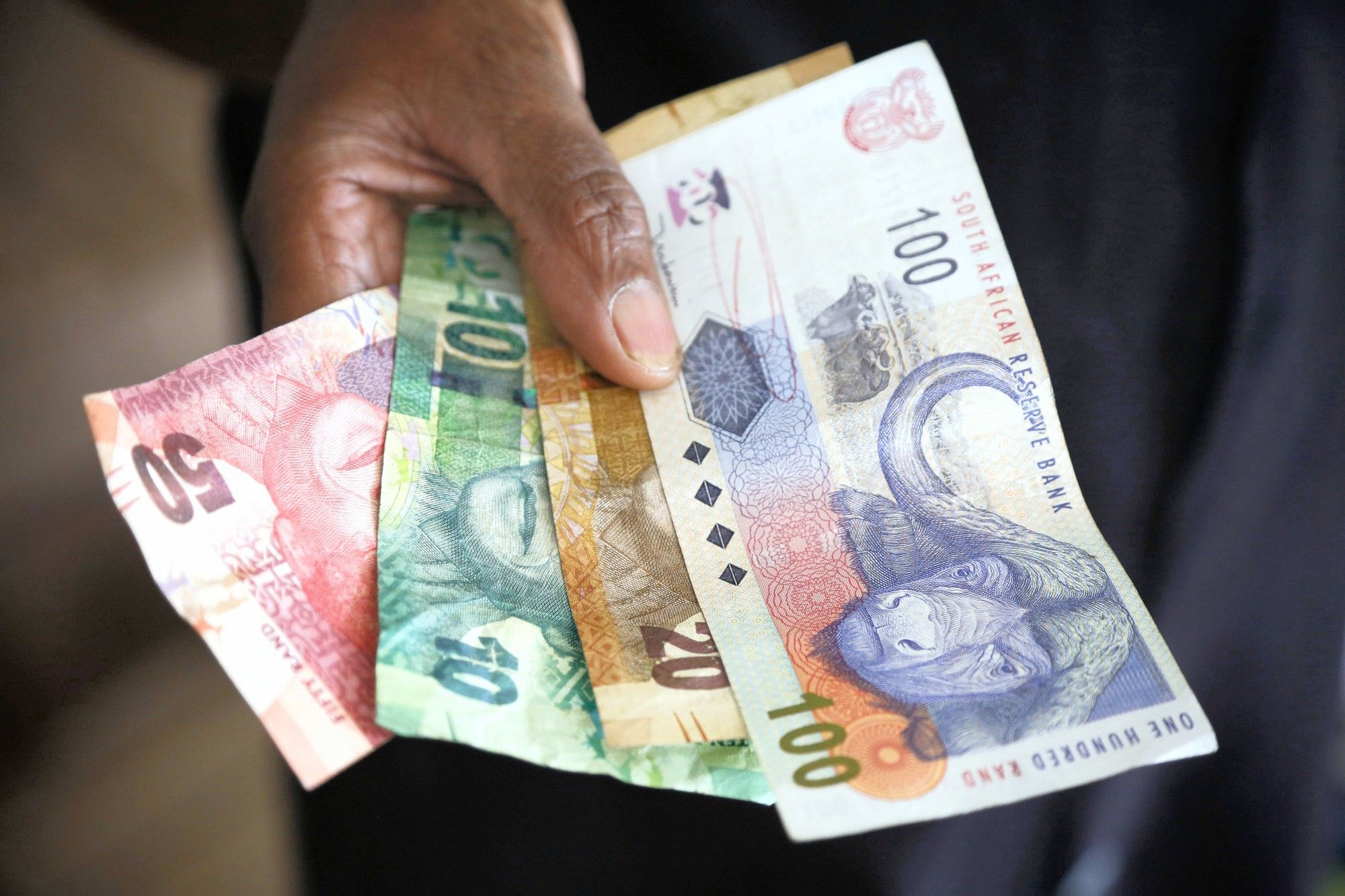 Rand strengthens after good retail sales figures