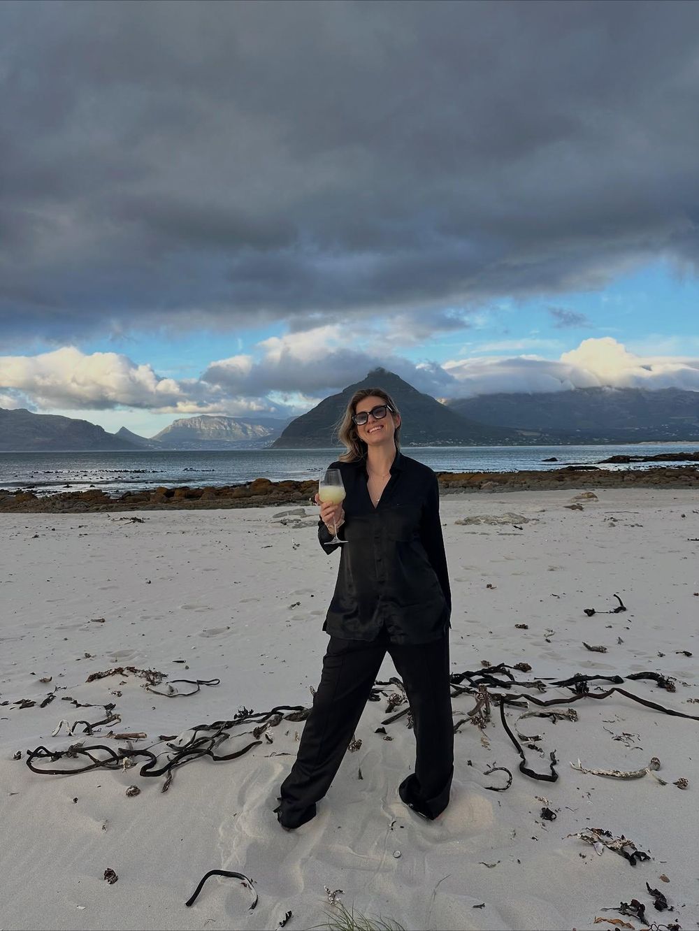 LOOK: Rachel Kolisi soaks up the sun in Cape Town amid social media drama