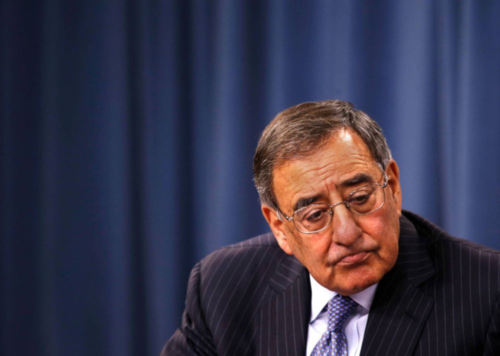 Panetta relaxes combat ban